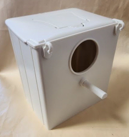 Nest Box No.12 – Exotic Bird Shop