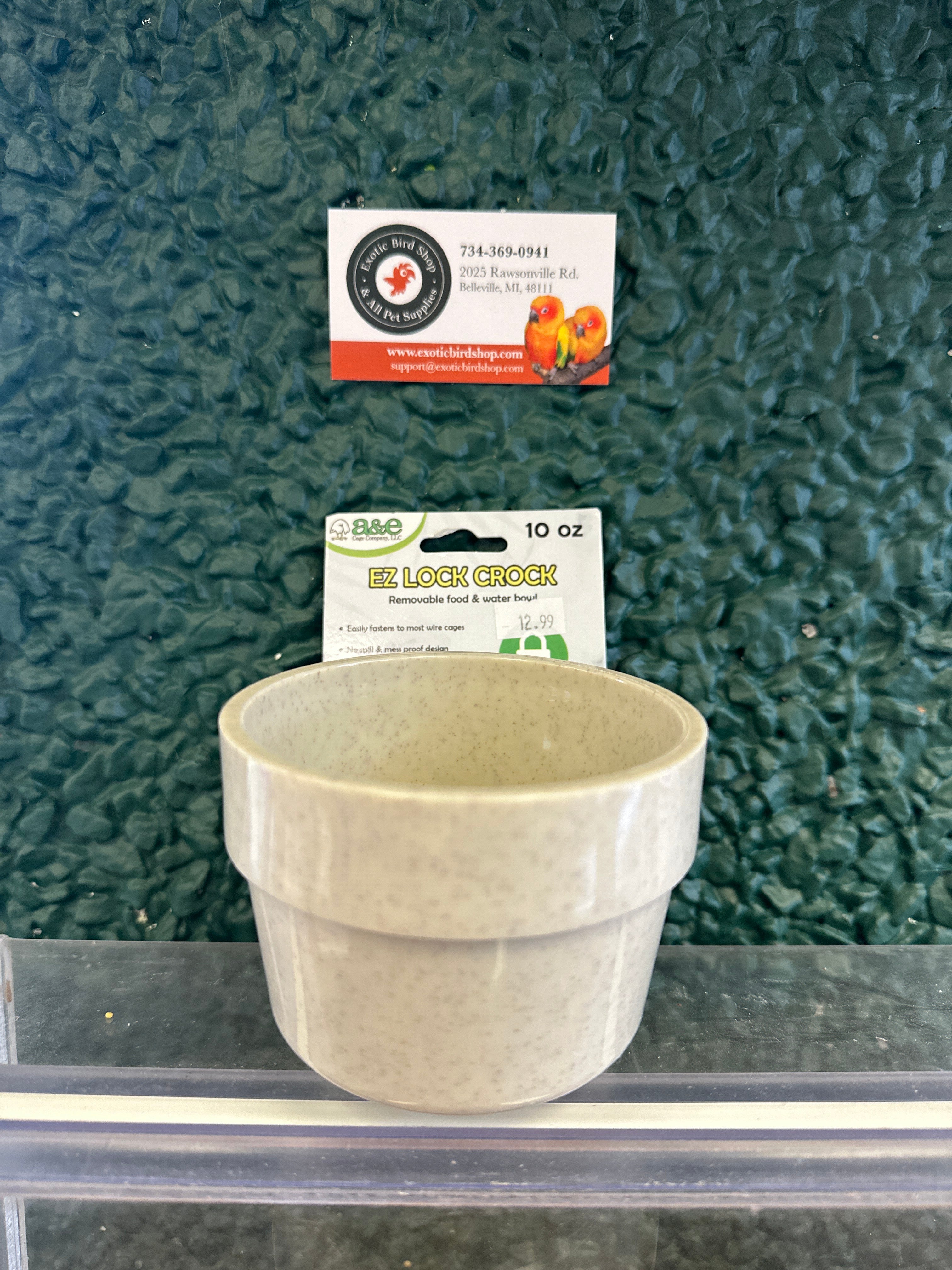 A&E Ez Lock Crock 10 Oz – Exotic Bird Shop